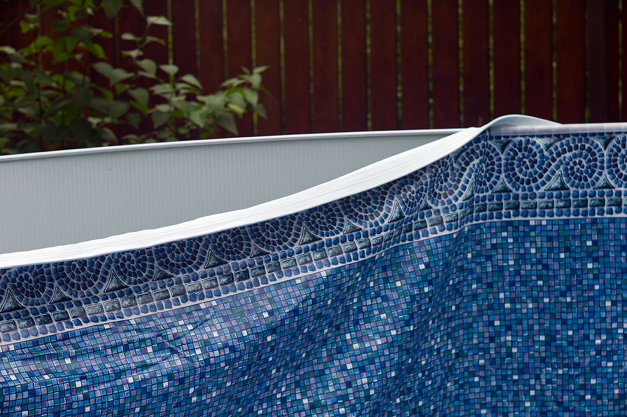 Signs It’s Time to Replace Your Pool Liner - C&D Installers